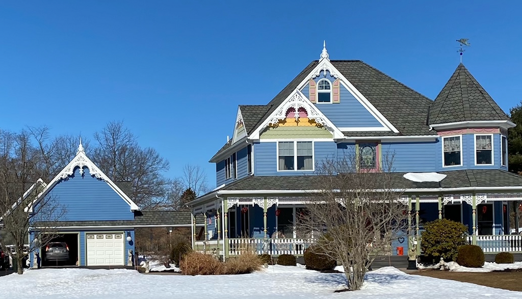 Flagship PVC Gingerbread Gable Decoration - GDNLARGE – PVCMillwork.com